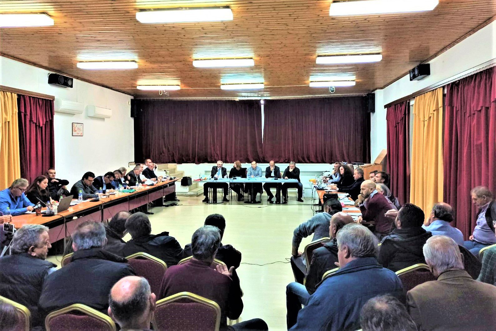 Τα θέματα της τακτικής συνεδρίασης του Δημοτικού Συμβουλίου Δωρίδας την ...