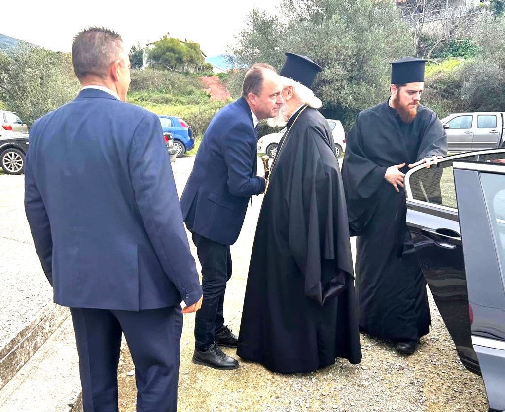 Ο Μητροπολίτης Φωκίδος Θεόκτιστος στο Δήμο Δωρίδος – dorida
